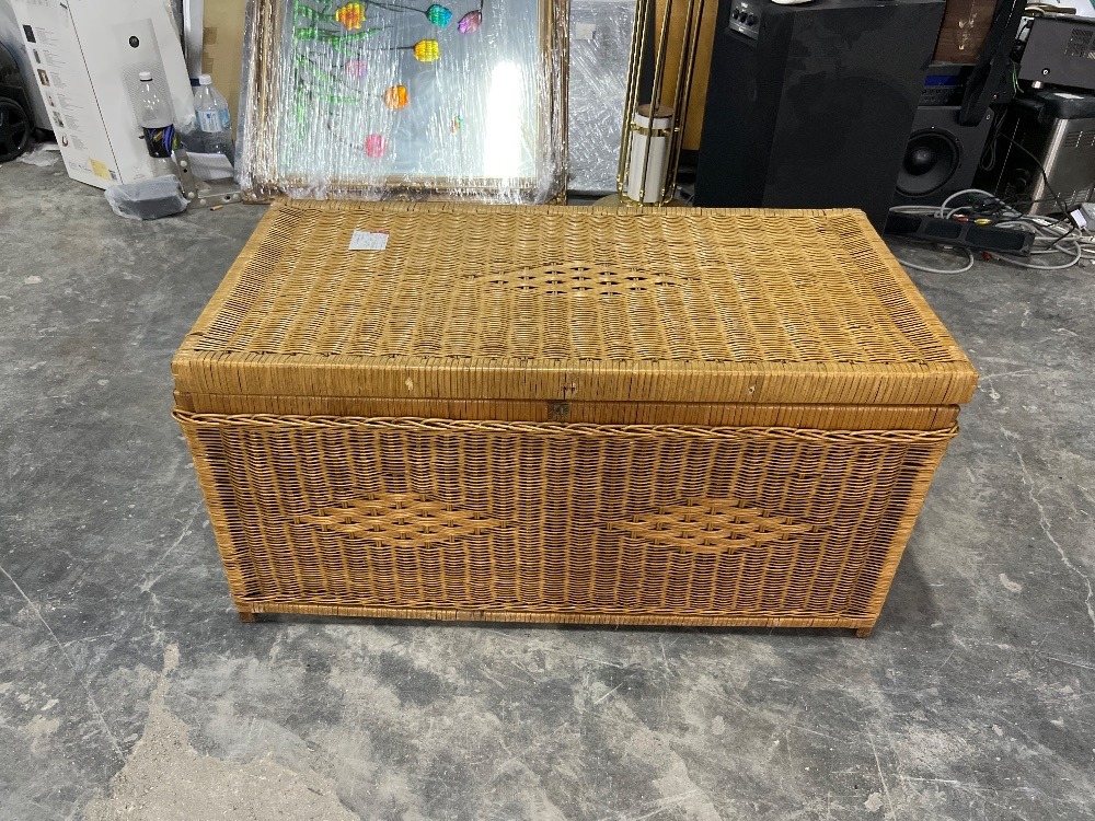 (HD20002307) Wooden Rattan Storage Chest / Peti Simpanan Rotan Kayu ...
