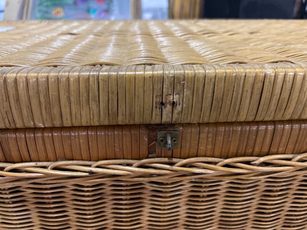 (HD20002307) Wooden Rattan Storage Chest / Peti Simpanan Rotan Kayu ...