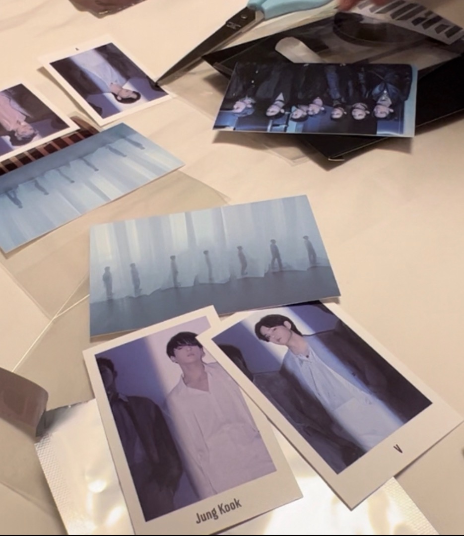 (WTS) BTS PROOF EXHIBITION IN SEOUL: LUCKY DRAW JUNGKOOK JK TAEHYUNG V PHOTOCARD PC, Hobbies ...