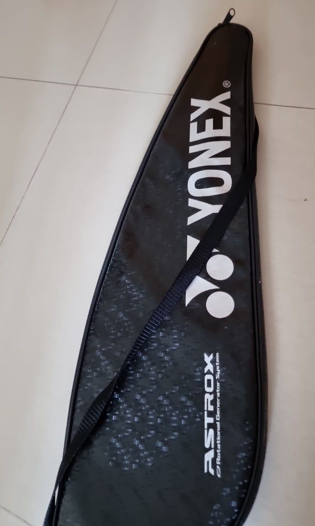 Yonex Astrox 99 Pro, Sports Equipment, Sports & Games, Racket & Ball ...
