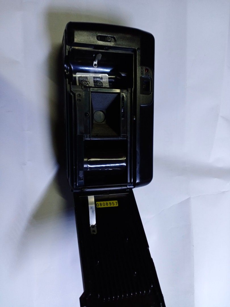 35mm Point n Shoot Film Camera, Photography, Cameras on Carousell
