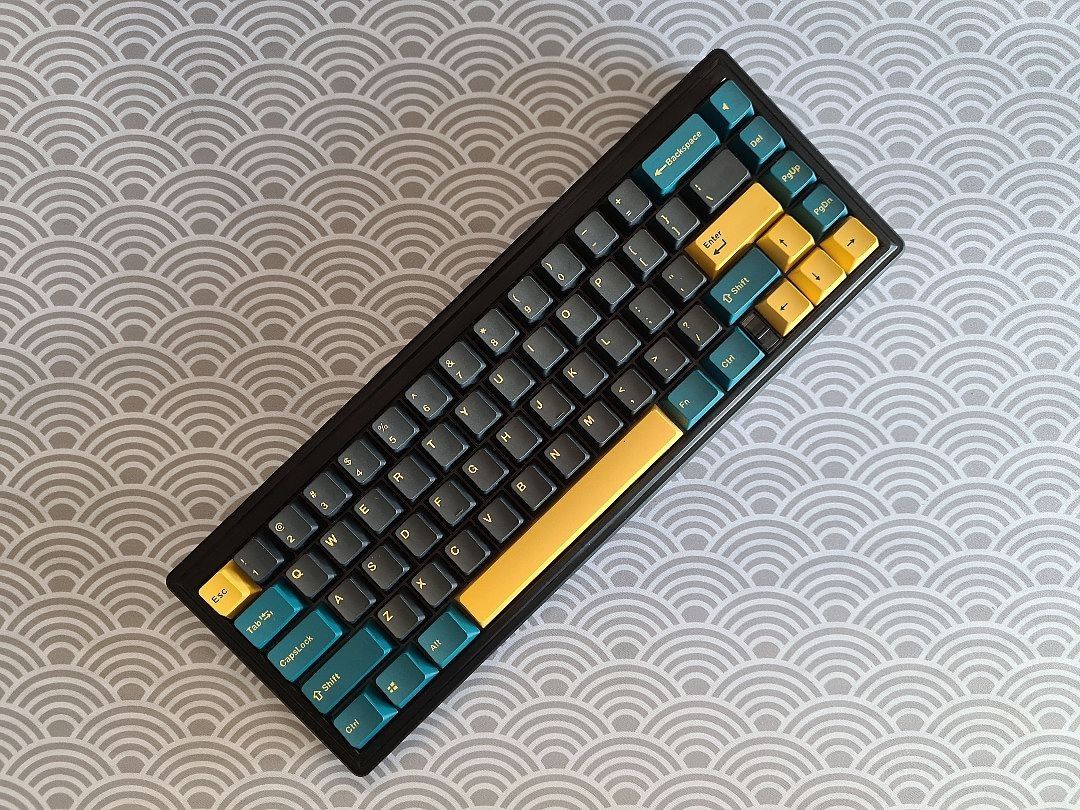 65% Custom Mechanical Keyboard (MarrsGreen)- Fully Modded, Computers ...