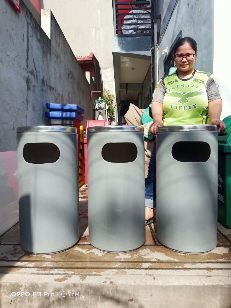 ash trash bin, Furniture & Home Living, Cleaning & Homecare Supplies ...