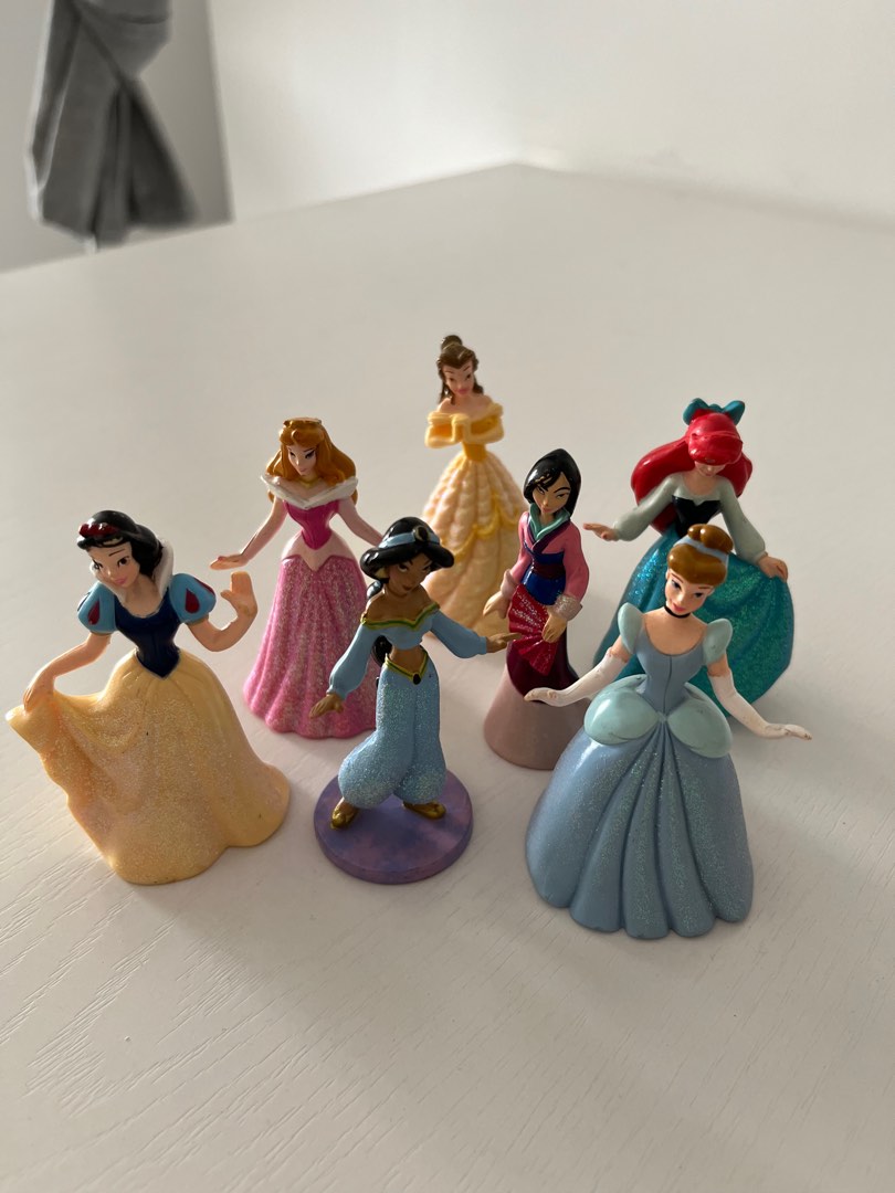 Authentic Disney princess figures 7 princess, Hobbies & Toys, Toys ...