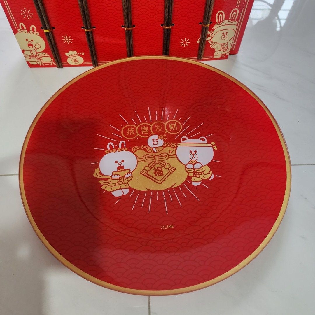 Authentic Line Friends CNY Lo Hei plate and chopstick set, Hobbies ...