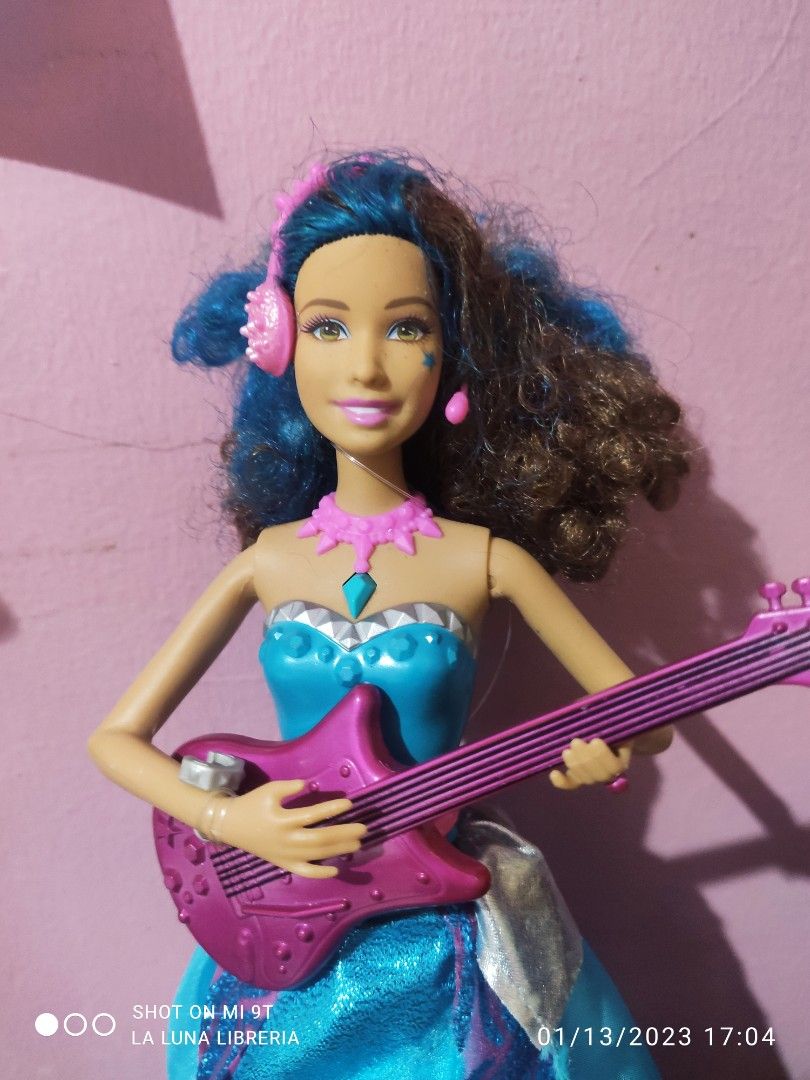 Barbie - Erika Rock'n Royals Movie Doll Authentic Mattel, Hobbies ...