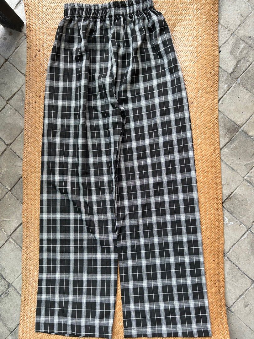BLACK AND WHITE CHECKERED PANTS, Women's Fashion, Bottoms, Other ...
