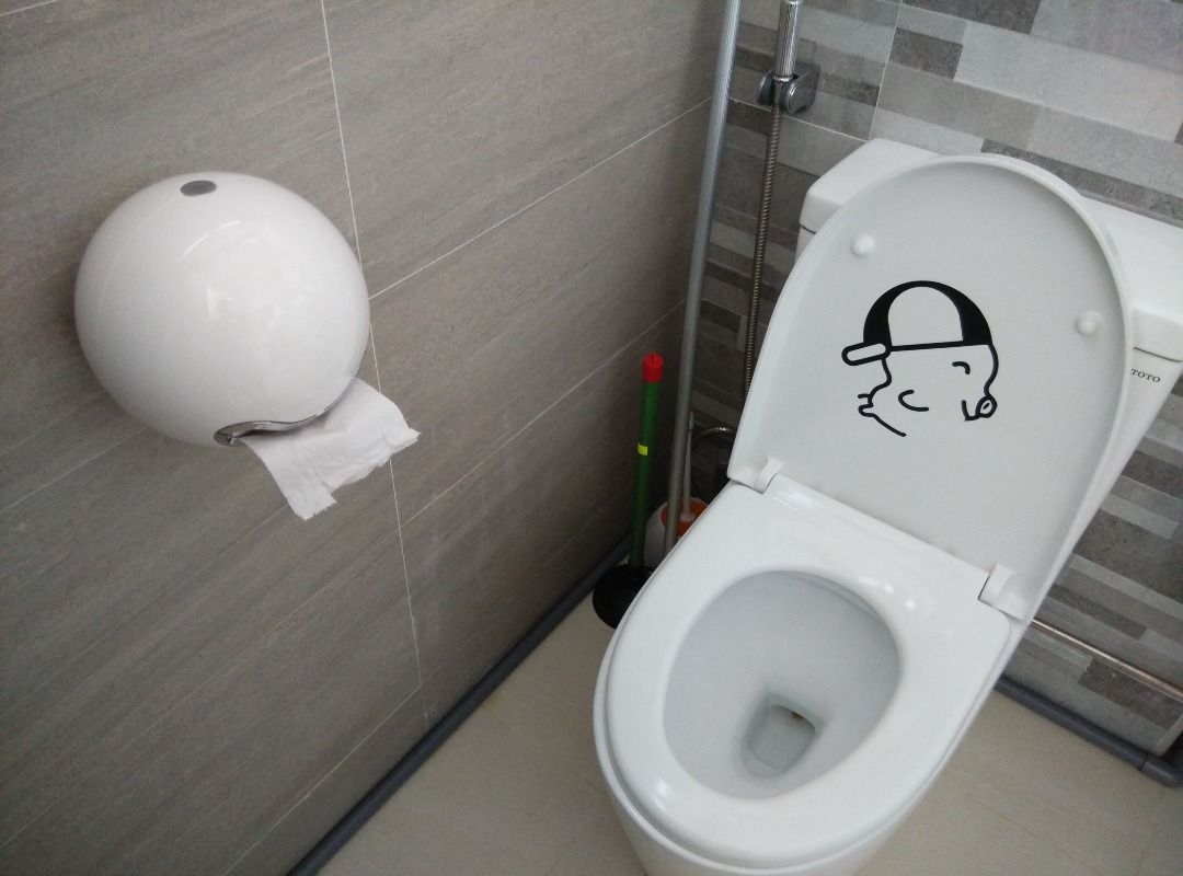 BN ball shape toilet roll holder, Furniture & Home Living, Bathroom & Kitchen Accessories on ...