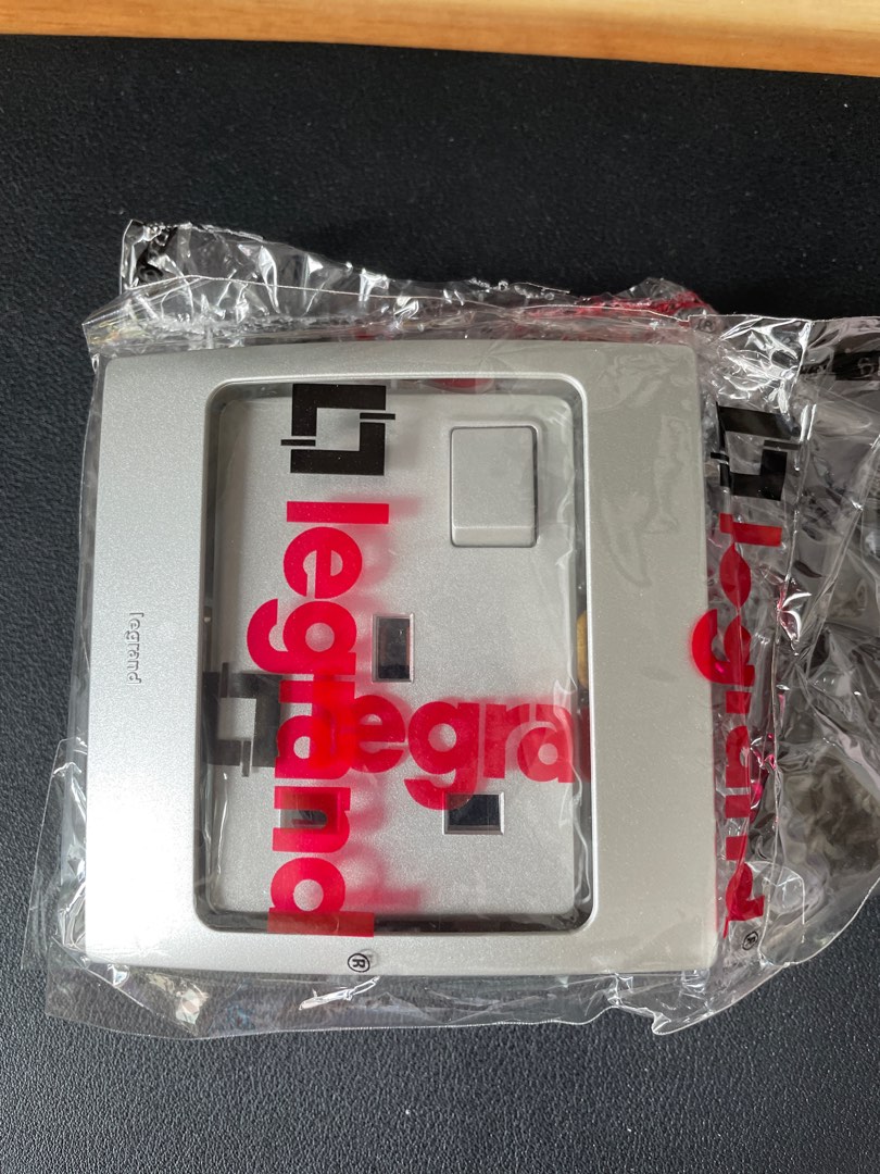 Brand new Legrand Mallia silver single power socket, TV & Home ...