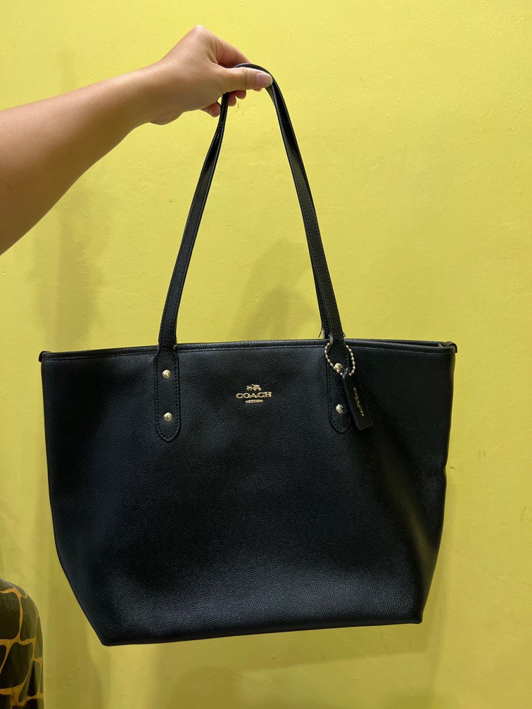 Coach f58846 tote bag, Luxury, Bags & Wallets on Carousell
