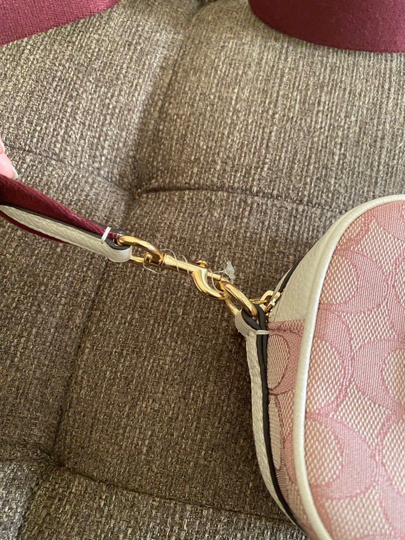 Coach mini dempsey in Pink Heart, Women's Fashion, Bags & Wallets ...