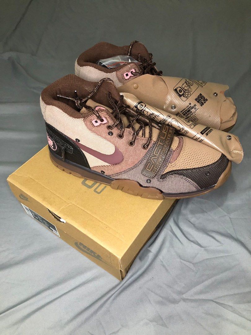 Crocs, Nike, New Balance, AF1, Announcements on Carousell