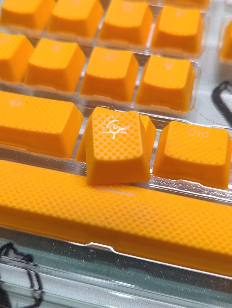 Ducky PBT Seamless Rubber Yellow Keycap Set (31 keys) Cherry Profile, Computers & Tech, Parts ...