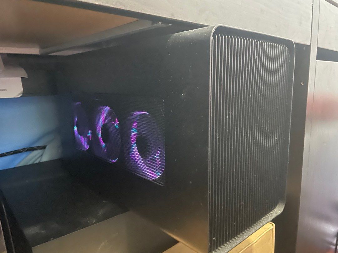 Gigabyte Aorus RTX 3060 elite with Razer Core X black eGPU enclosure ...