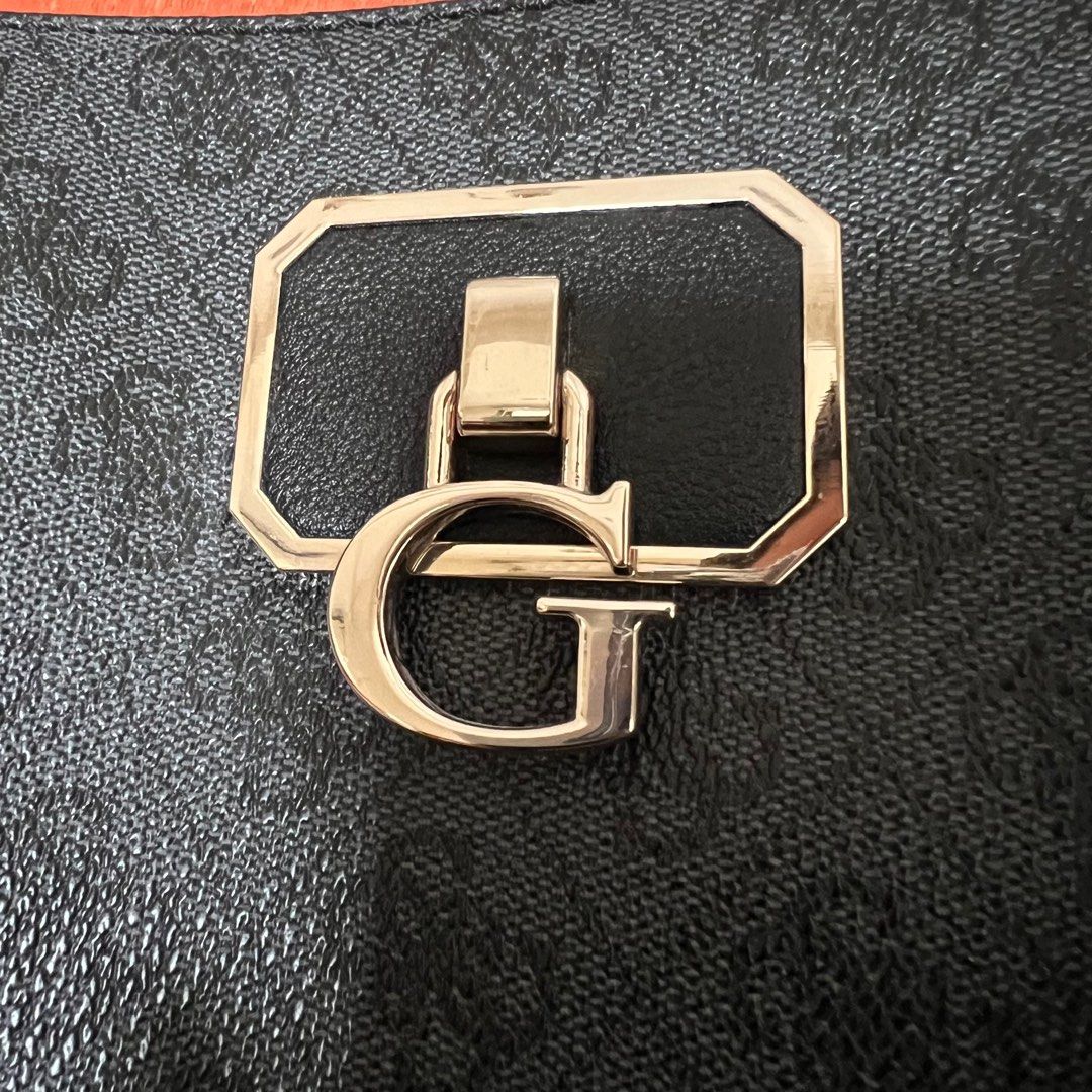 Guess Monogram Bag w/ Chain Details, Women's Fashion, Bags & Wallets ...