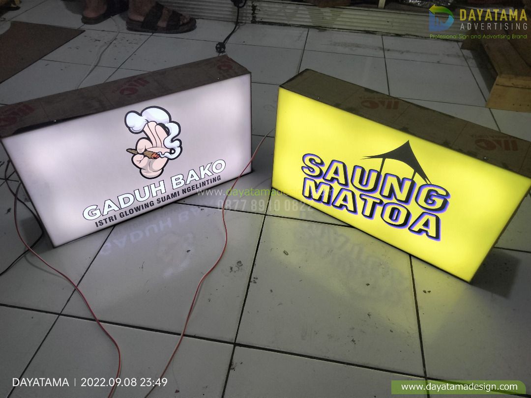Harga Neon Box Bandung Raya, Desain & Kerajinan Tangan, Karya Seni di Carousell