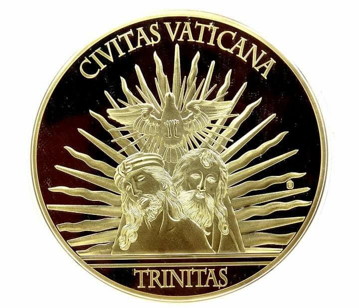 Holy Trinity Commemorative Coin, Hobbies & Toys, Memorabilia ...