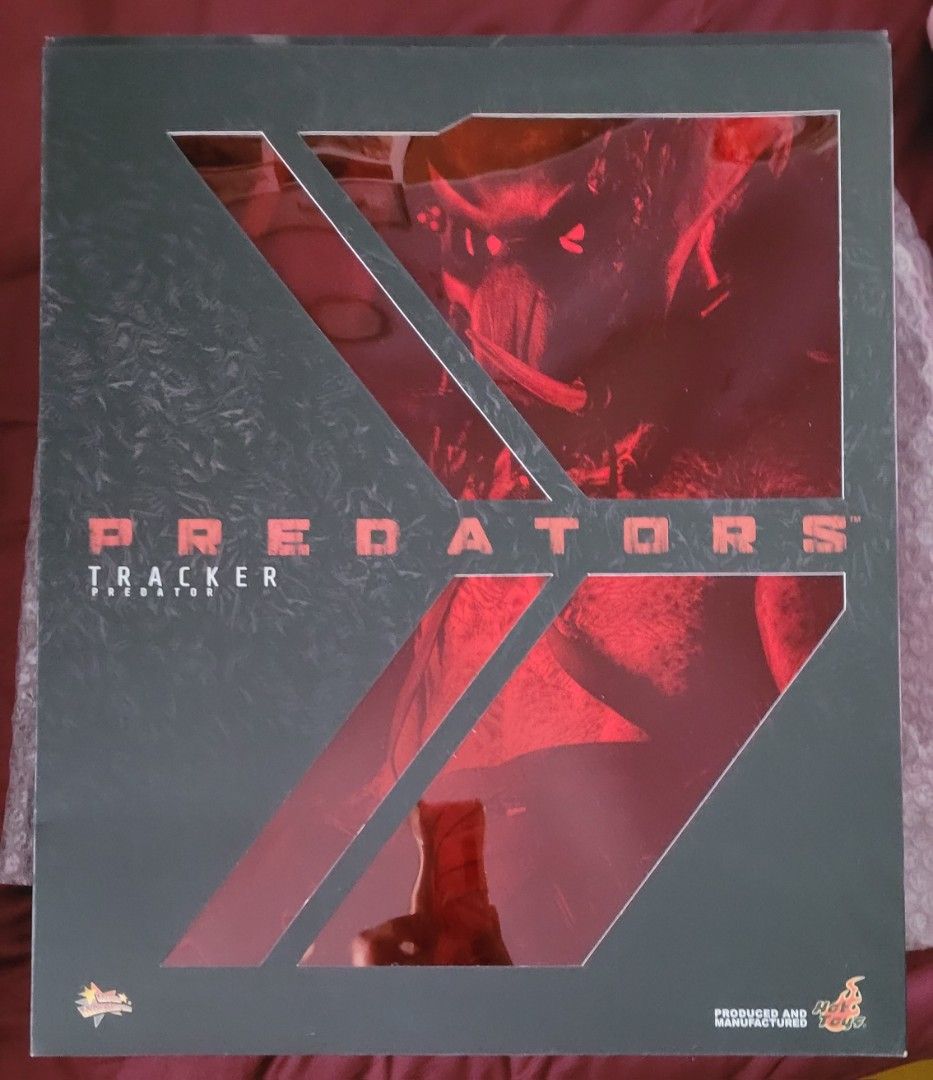 Hot Toys Predator Tracker Sixth Scale Figure, Hobbies & Toys, Toys ...
