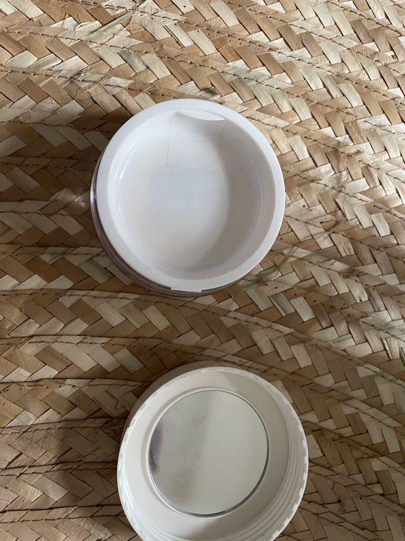 Issy&Co Translucent Powder, Beauty & Personal Care, Face, Makeup on ...