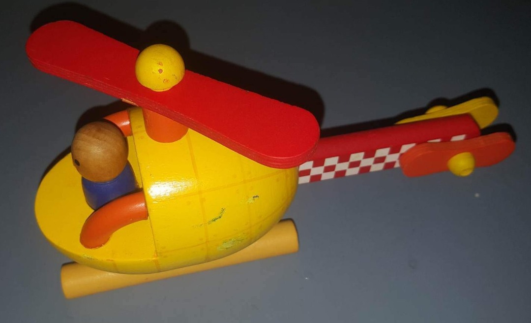 Janod Magnetic Stacking Helicopter, Hobbies & Toys, Toys & Games on ...