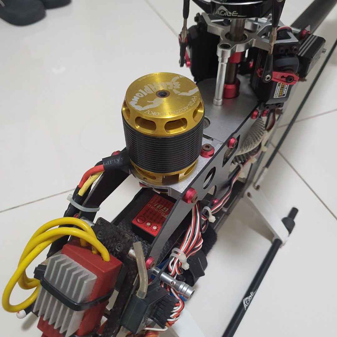 Kds agile 550 rc helicopter, Hobbies & Toys, Toys & Games on Carousell