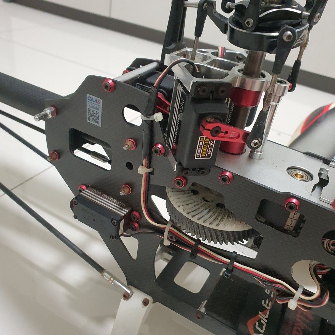 Kds agile 550 rc helicopter, Hobbies & Toys, Toys & Games on Carousell