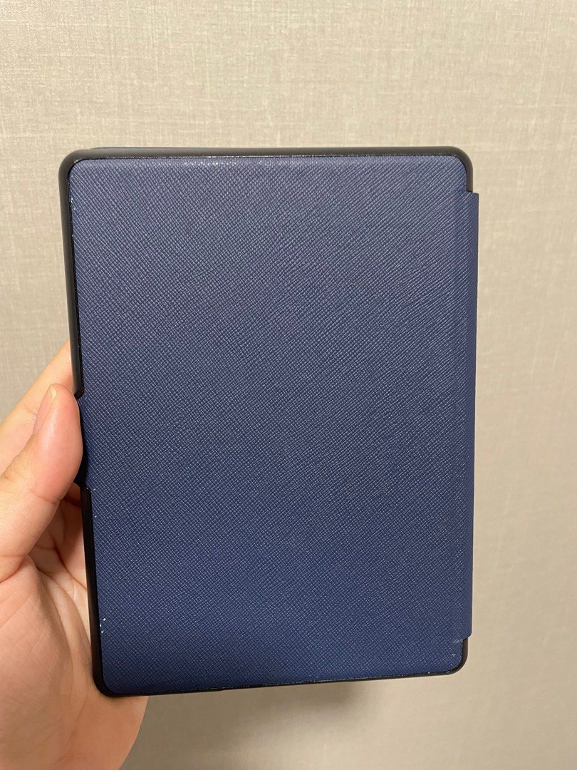 Kindle basic 2 8th Gen (with cover), Mobile Phones & Gadgets, E-Readers ...