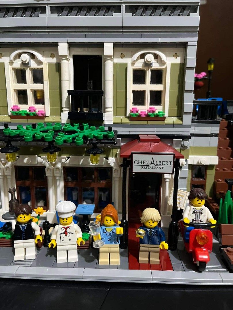 Lego Modular Parisian Restaurant 10243 (Used), Hobbies & Toys, Toys ...