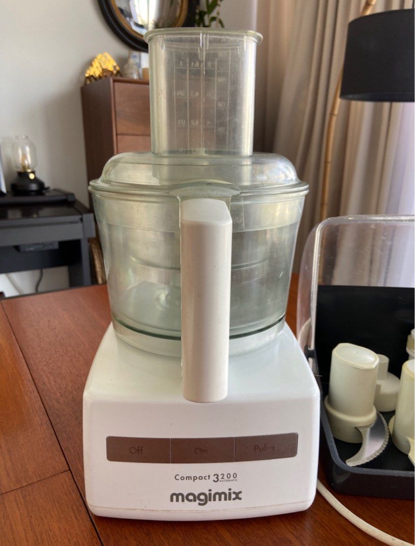 Magimix 3200 food processor, TV & Home Appliances, Kitchen Appliances ...