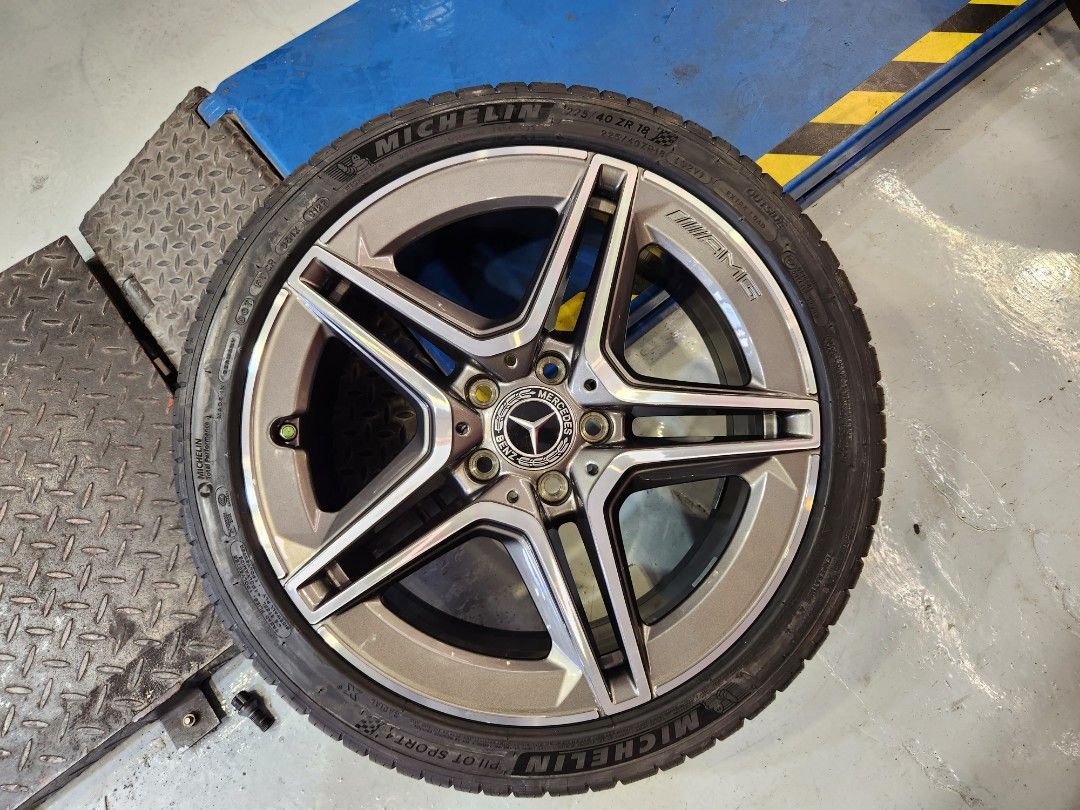 Mercedes-Benz W117 CLA180 Change to AMG 18inch 5-double spoke Wheels ...
