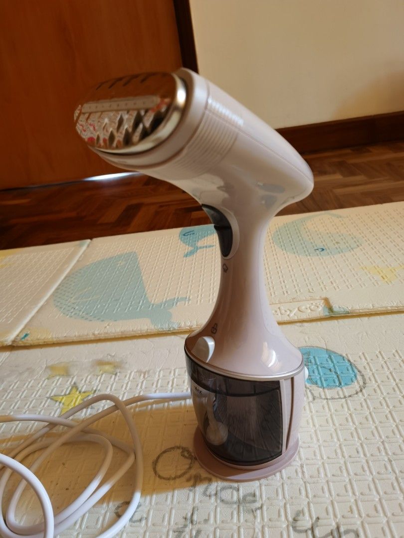 Midea Steam Iron, TV & Home Appliances, Irons & Steamers on Carousell