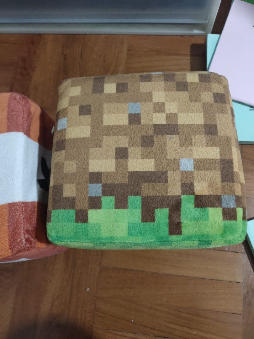 Minecraft block plush, Hobbies & Toys, Toys & Games on Carousell