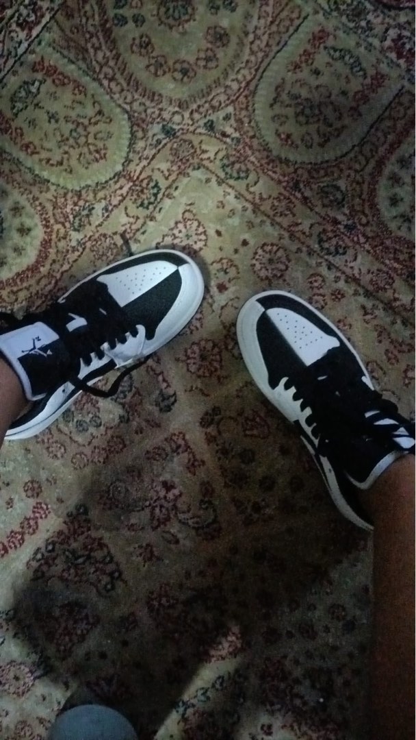 Nike Air Jordan dunk homage ( black and white), Men's Fashion, Footwear ...