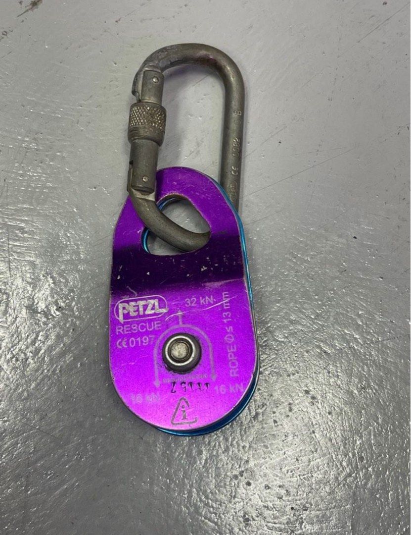 Petzl pulley cowtail Crawl Ascender Backup Device, Sports Equipment ...