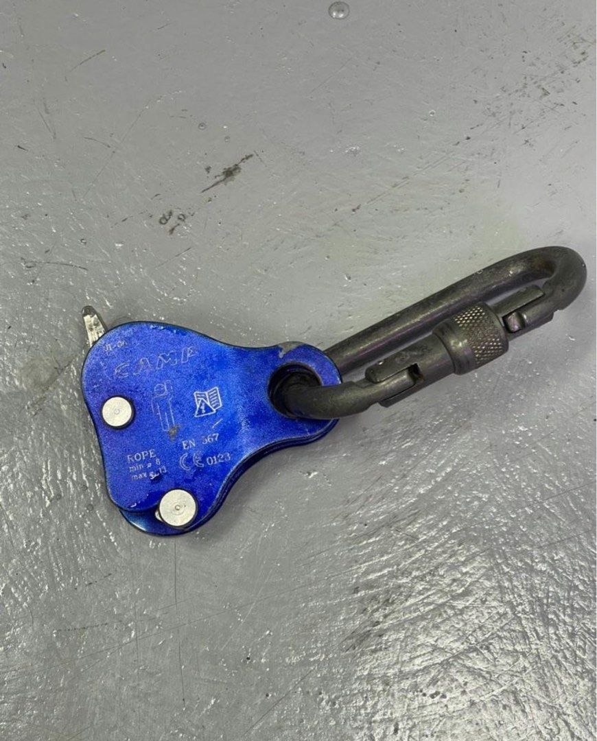 Petzl pulley cowtail Crawl Ascender Backup Device, Sports Equipment ...