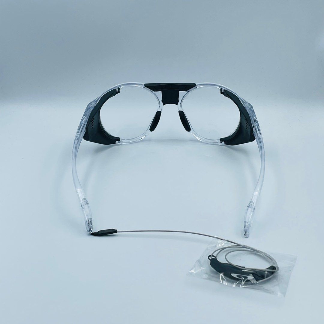 Rare Oakley Clifden Polished Clear w/ Clear lens custom, Men's Fashion ...