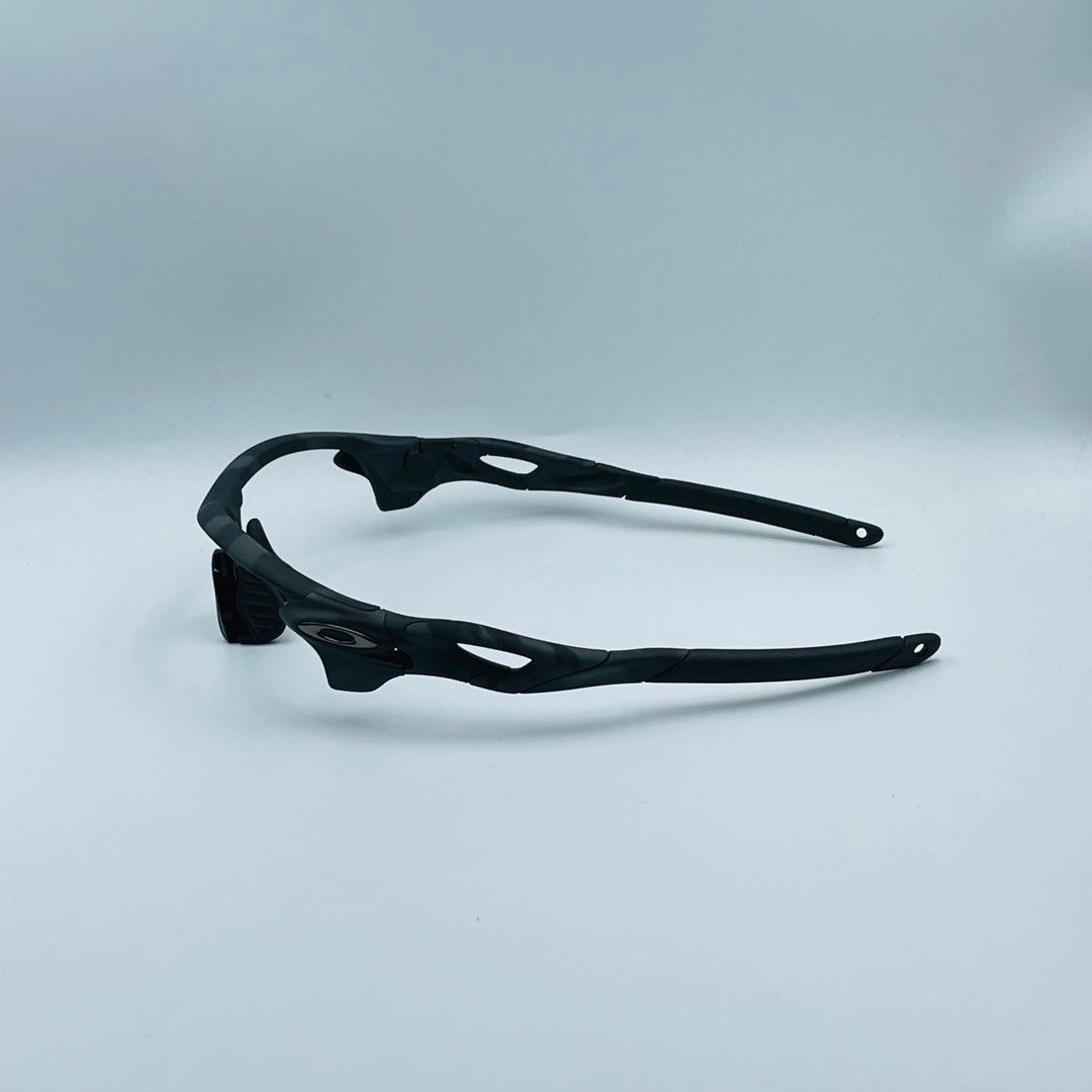 Rare Oakley Radarlock (A) Matte Black Grey camo custom frame, Men's ...