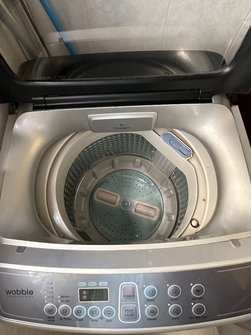 Samsung Wobble 7.5 Kg washing machine, TV & Home Appliances, Washing ...