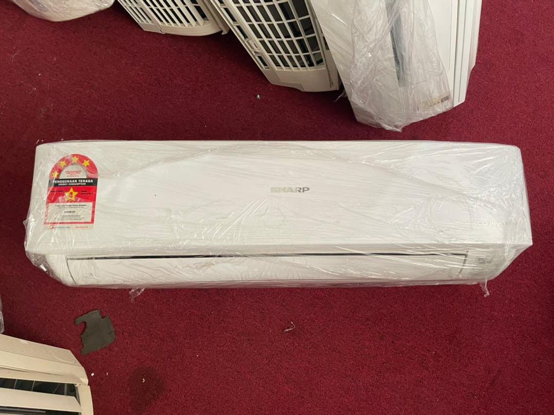 Sharp 1HP (inverter) Aircond J045, TV & Home Appliances, Air ...