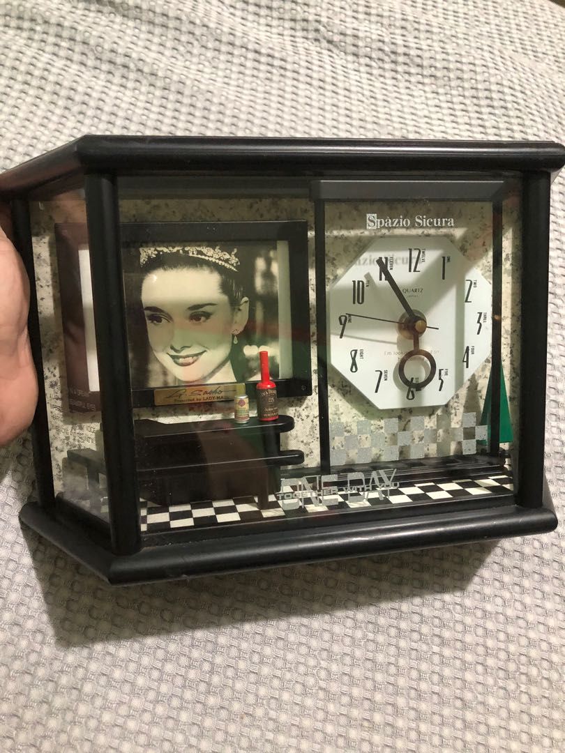 Spazio Sicura G. Sasho - desk clock mini bar diorama by lady mate japan ...