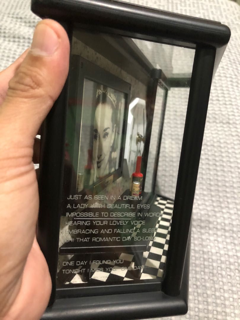 Spazio Sicura G. Sasho - desk clock mini bar diorama by lady mate japan ...