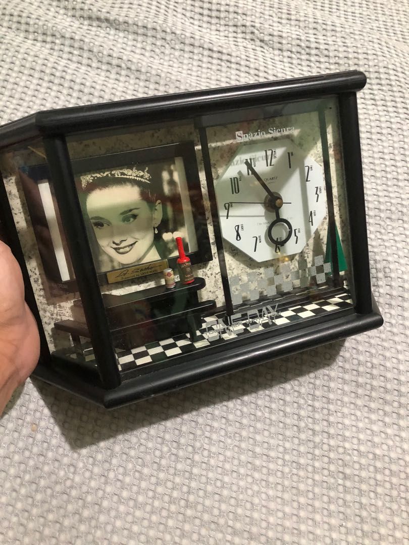 Spazio Sicura G. Sasho - desk clock mini bar diorama by lady mate japan ...