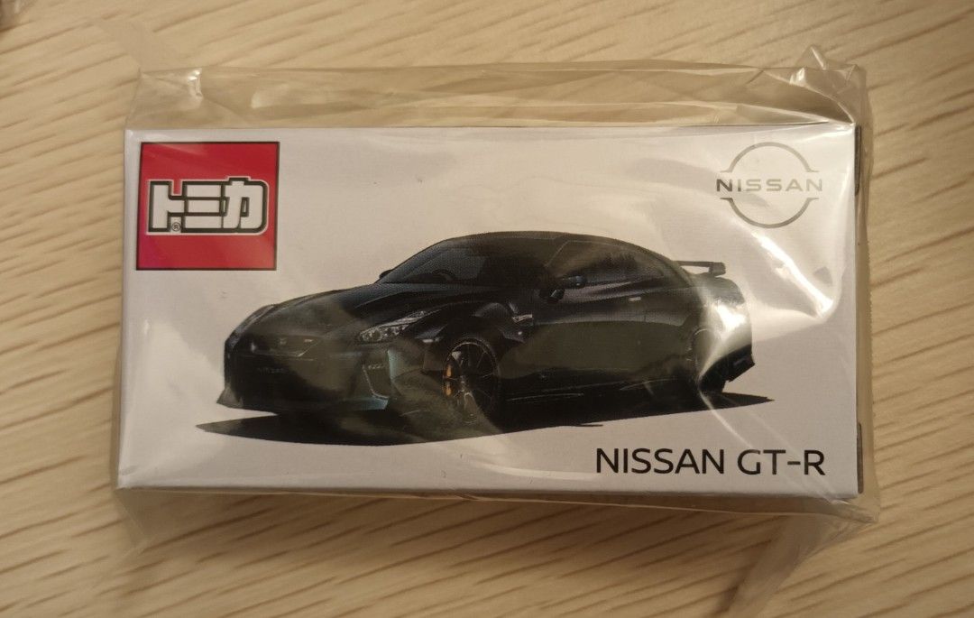 Tomica 1:64 Nissan Skyline GT-R R35 Midnight Purple Nismo Auto Salon ...