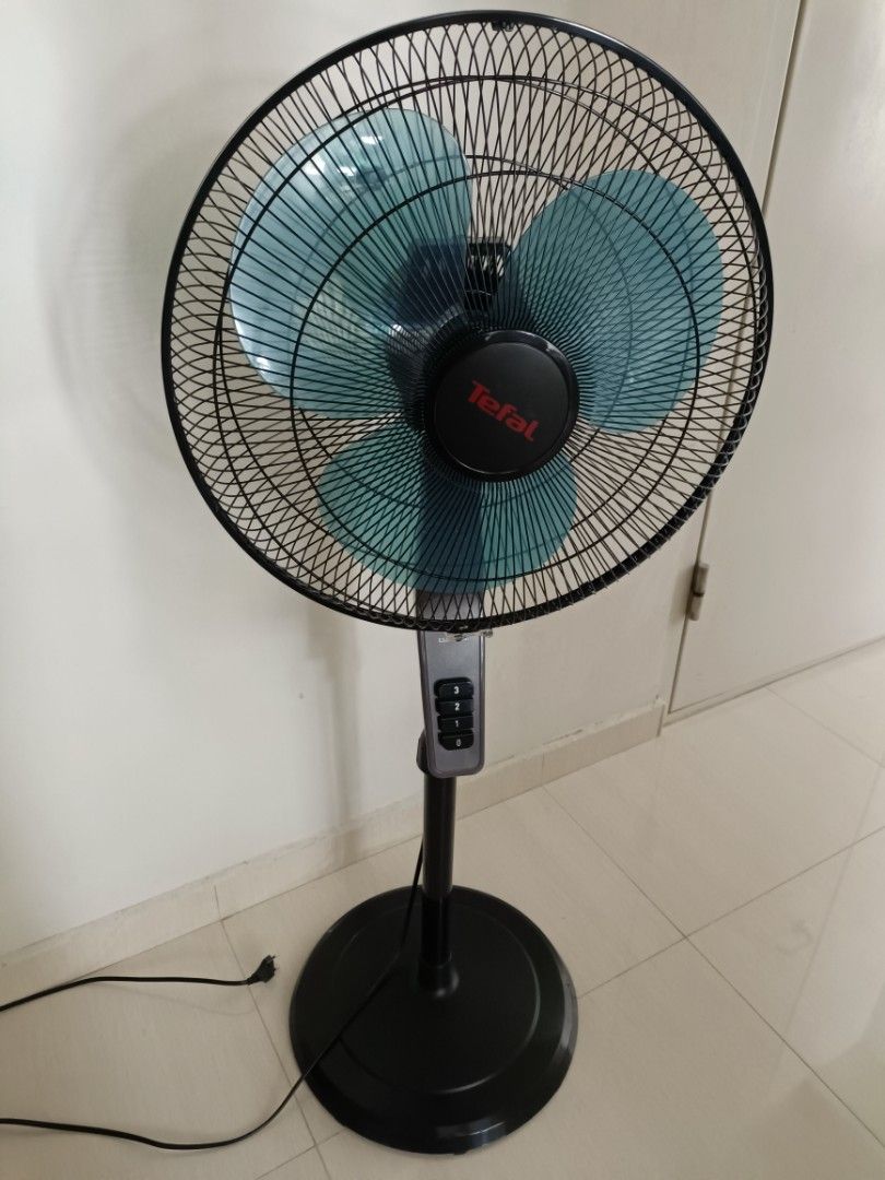 Used Branded Fan, Furniture & Home Living, Lighting & Fans, Fans on ...