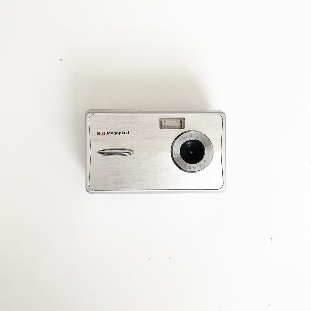 Vintage Digital Camera Digicam, Photography, Cameras on Carousell