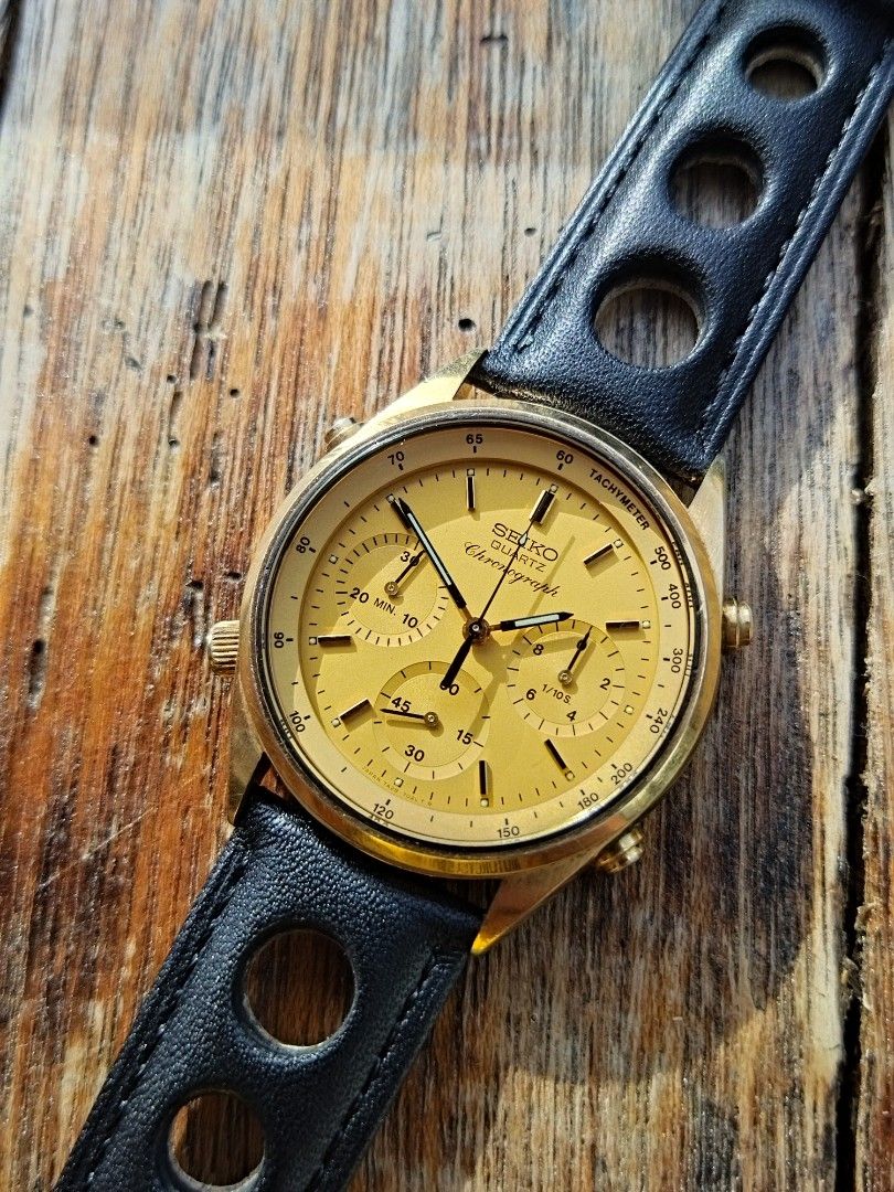 Vintage Seiko 7a28-7029 Chronograph, Men's Fashion, Watches & Accessories, Watches on Carousell