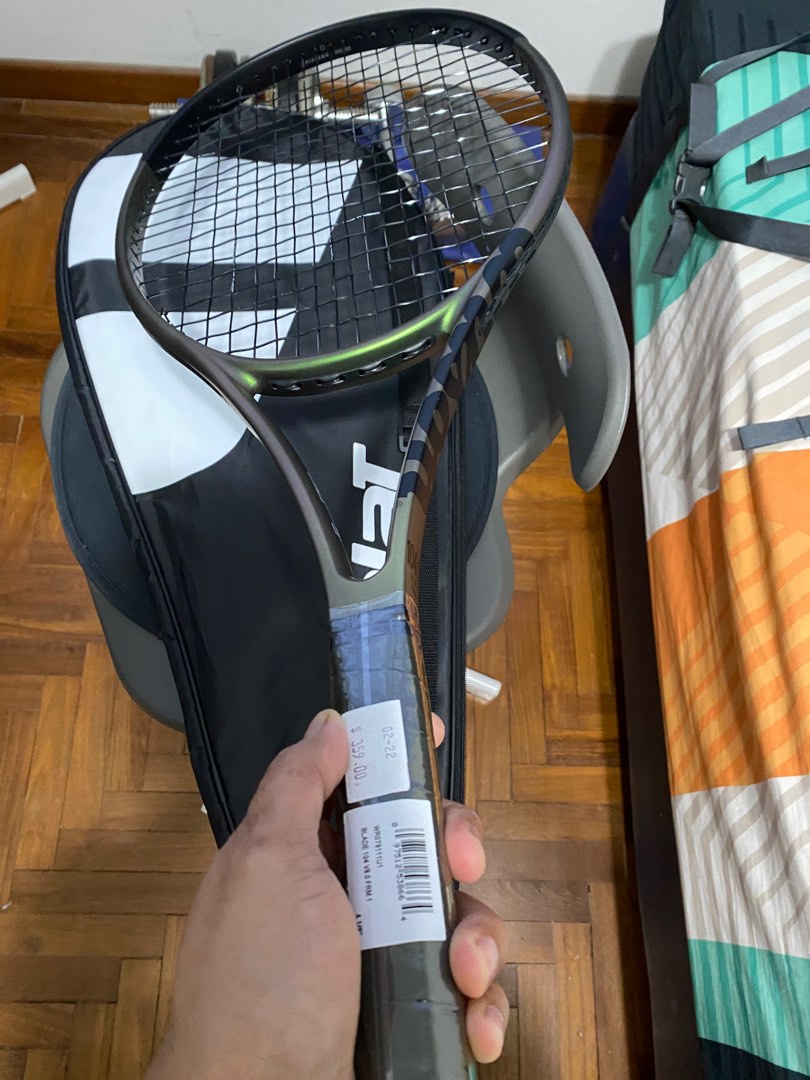 Wilson Racket Blade V8, Sports Equipment, Sports & Games, Racket & Ball ...