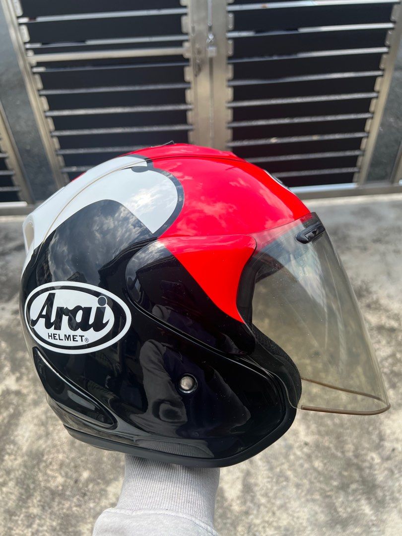 Arai Ram 4 Kenny (L), Motorcycles, Motorcycle Apparel on Carousell