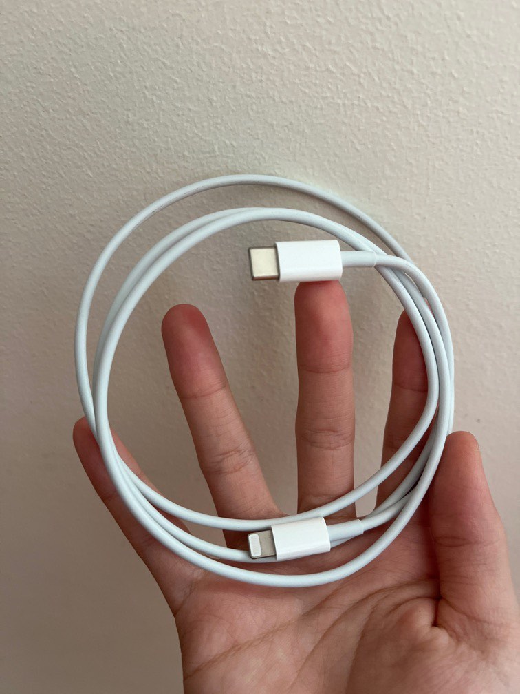 AUTHENTIC apple wire usb-c, Mobile Phones & Gadgets, Mobile & Gadget ...