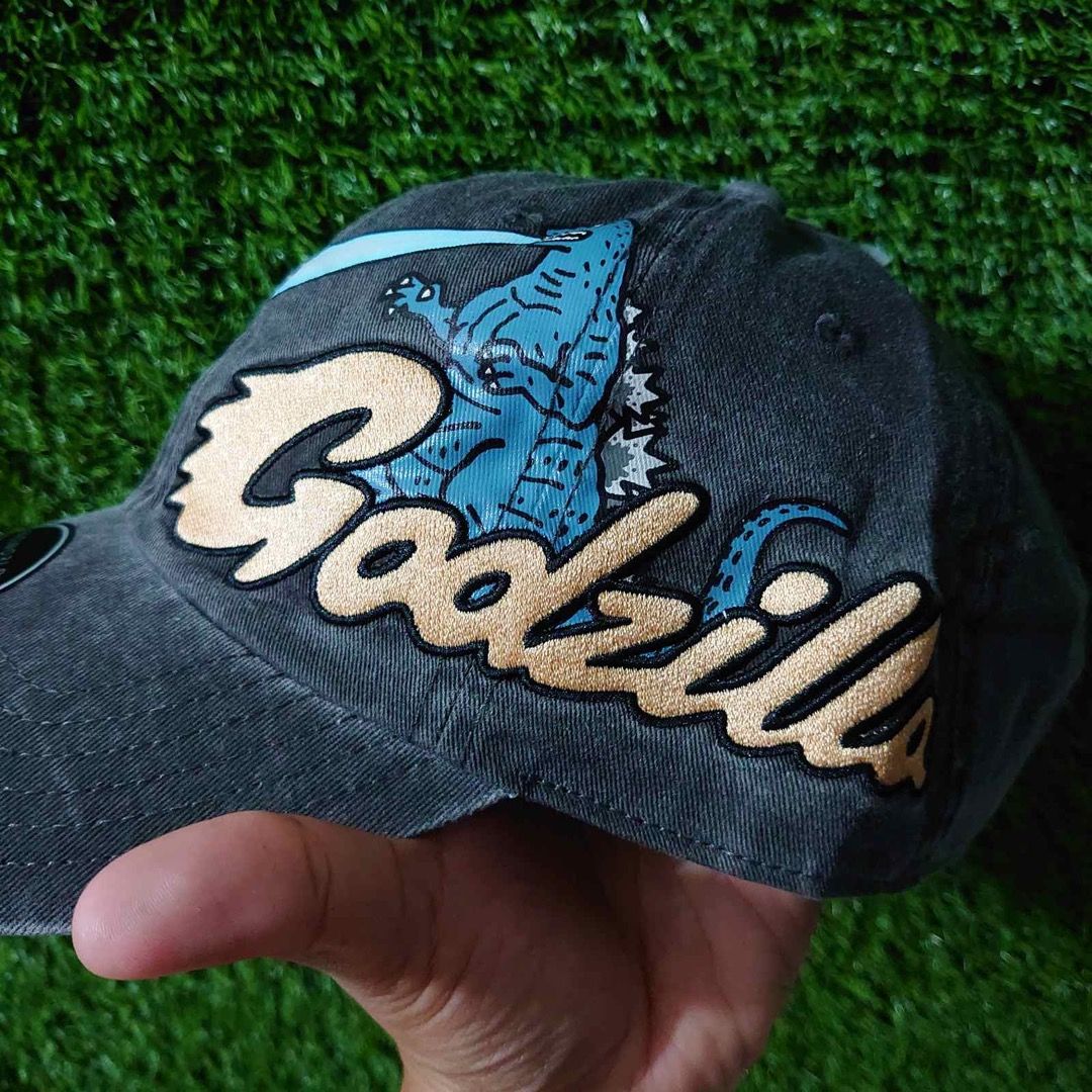 Bioworld "Godzilla" cap, Men's Fashion, Watches & Accessories, Caps ...
